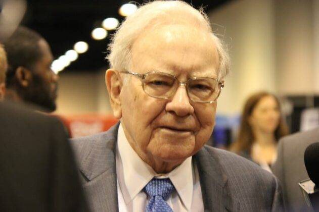 Warren Buffet’s Investment Portfolio and Berkshire Hathaway Insight ...
